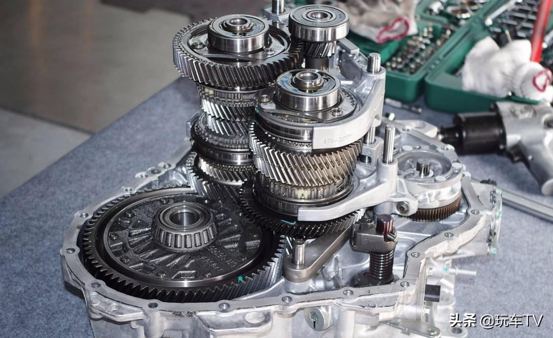 【长期龟速行驶对双离合车型有什么危害?】 双离合变速箱在行业中又...