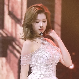 TWICE凑不齐纱夏 