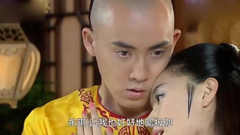 古装剧:永琪喝醉了,把欣荣误认小燕子,欣荣心里乐坏了