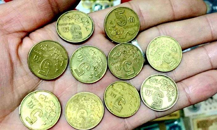 家里有五角硬币的"赚大了",我也是刚刚知道,看完回家找出来