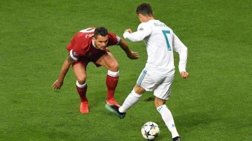 好久没看到C罗的过人射门了,依稀还有当年风驰电掣的影子