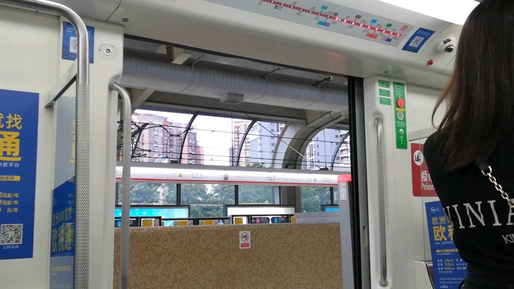 港铁深圳4号线422号列车白石龙→民乐运行与报站(福田口岸方向)