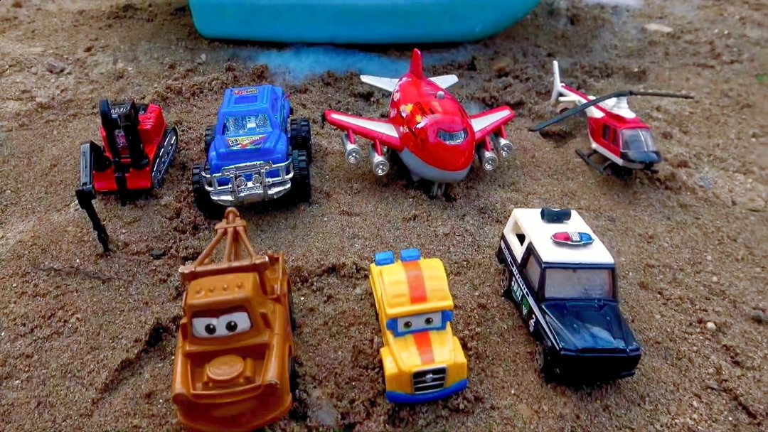 综合科目打卡 亮亮玩具清洗汽车,婴幼儿宝宝早教益智游戏视频