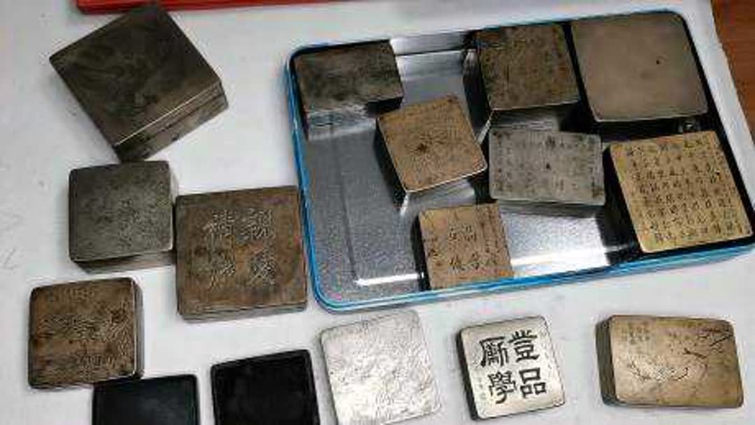 很多人都没见过铜墨盒,近几年收藏很火,一起进来看看吧