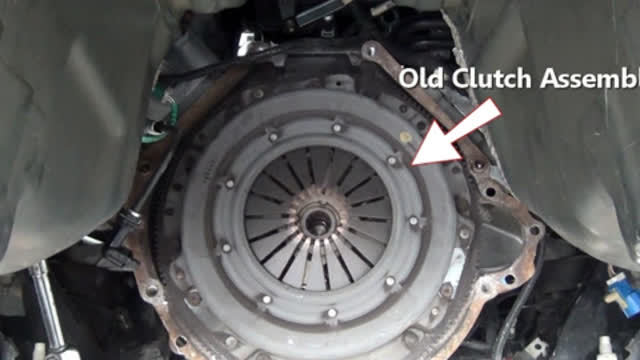 发动机都要装备一个大飞轮,你知道它的用意吗