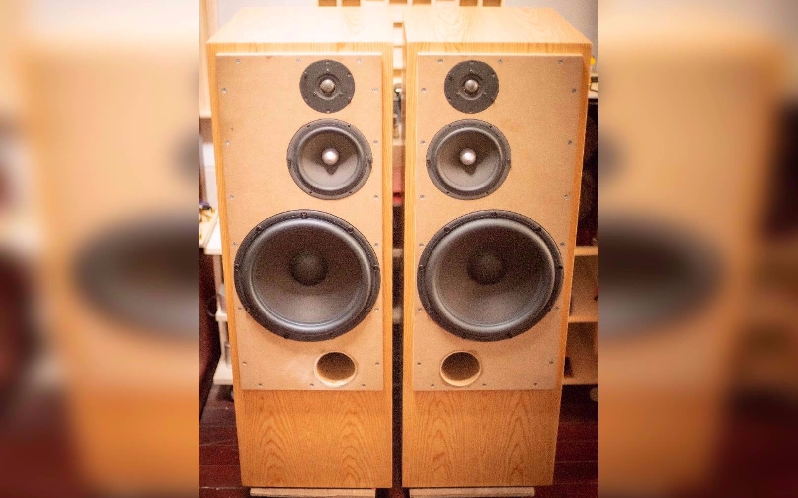 八月照相馆 之 原生态毛坯箱 绅士宝Scanspeak 32W8878+ 西雅士...