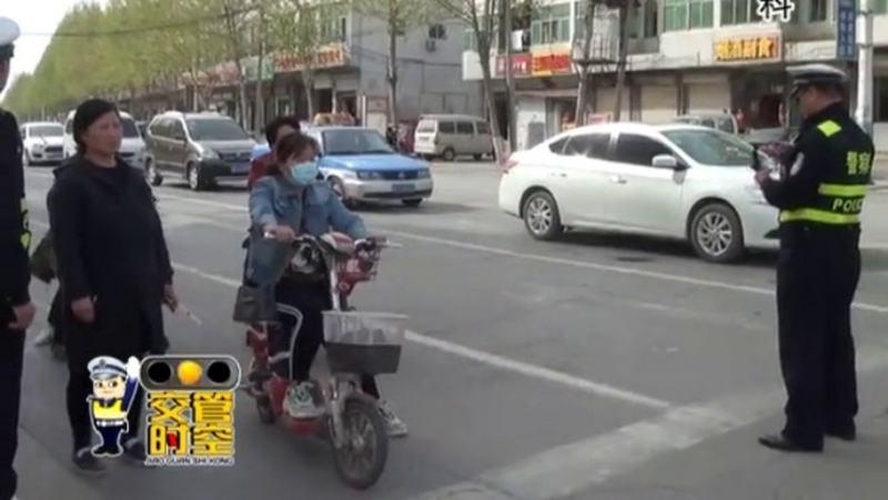 交管时空——非机动车安全警示:珍爱生命,文明出行
