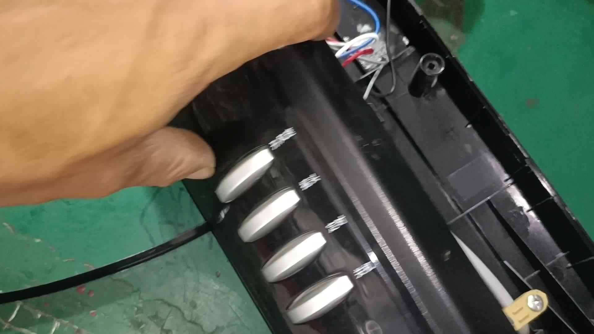 电脑板的落地扇开关不灵,换个微动开关就可以解决问题