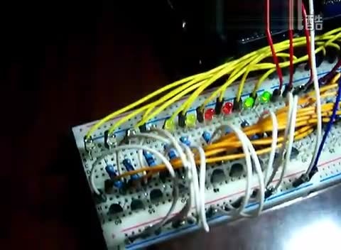 刚入了一块Arduino,做一个LED循环灯玩玩