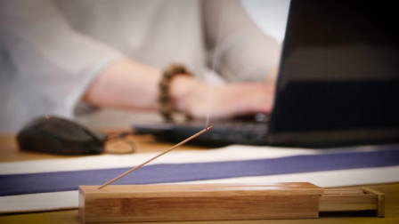 沉香熏香让自己的心静下来