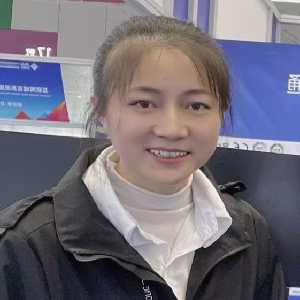 卖推车的小姐姐 