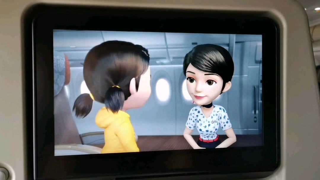 东方航空公司的安全警示宣传片,做的有声有色,走心了!