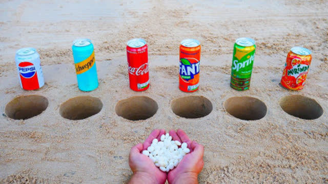 趣味生活小实验,各种汽水饮料和曼妥思、小苏打的有趣反应