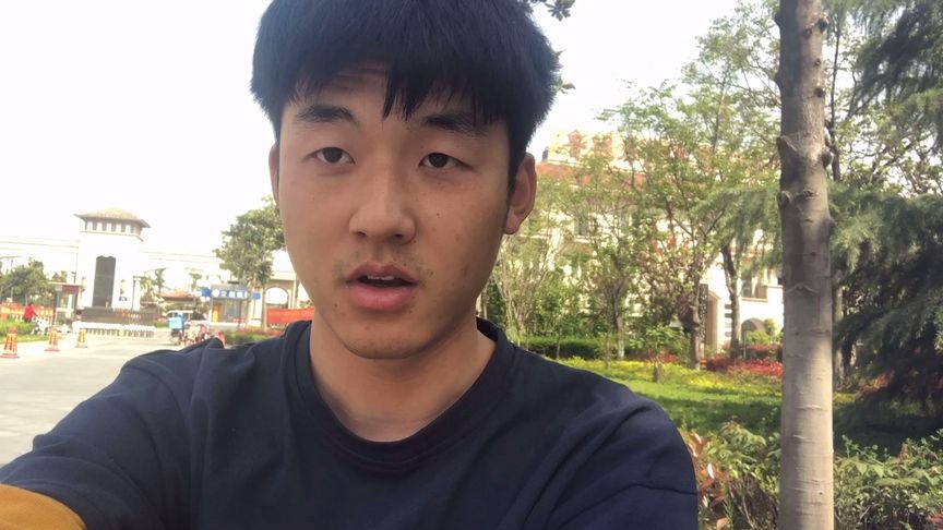 学电商的专科小伙在学校开了两年网店,感慨这专业还用专门学?