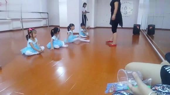 儿童舞蹈《喂喂蜗牛 小星星洗澡》幼儿舞蹈 儿童基本功