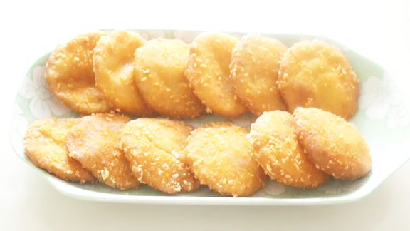 教你在家做红薯饼,香甜软糯,健康又美味,做法还简单