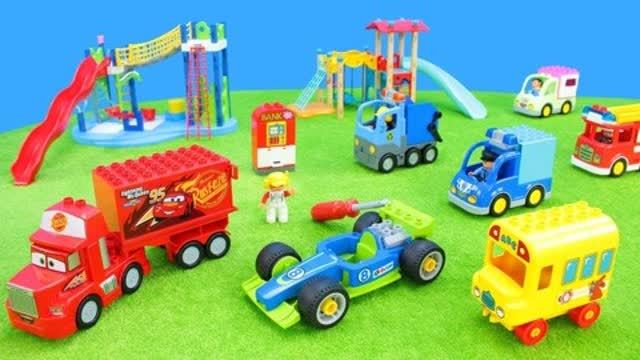 儿童卡通动画:玩具卡车,垃圾车,消防车,公共汽车和警察玩具