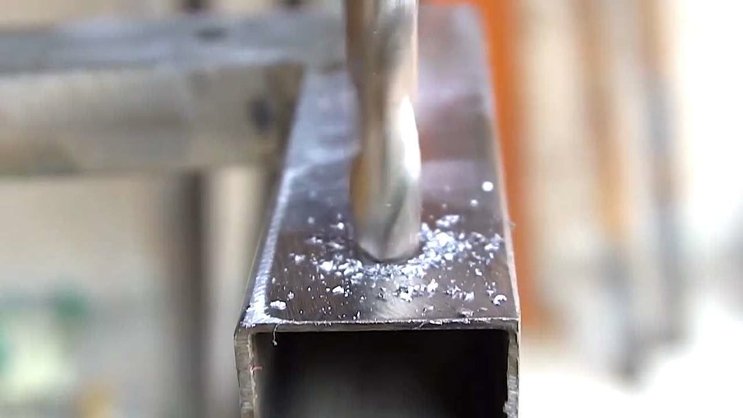 用六个轴承制作的起钉器,简单方便实用