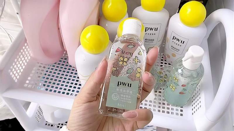 出门在外免洗洗手液真的太方便了.