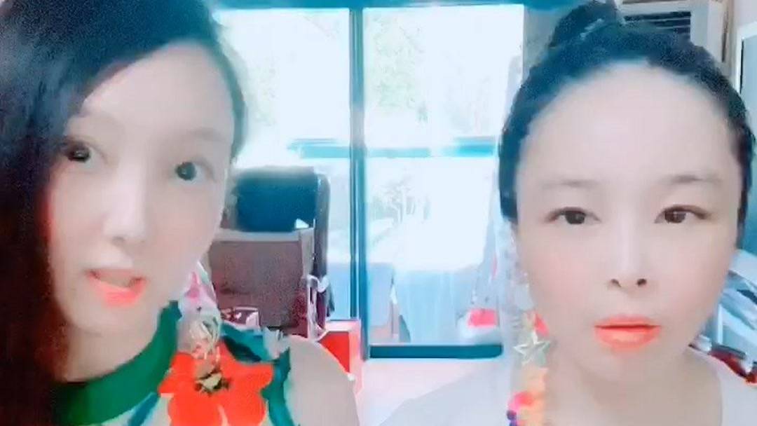 11、loretta的朋友圈只喜欢王者,可持续性发展的人精~