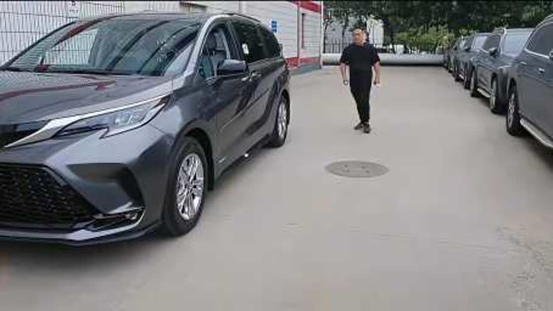 时尚车型,满足全家出入,丰田塞纳顶配优选