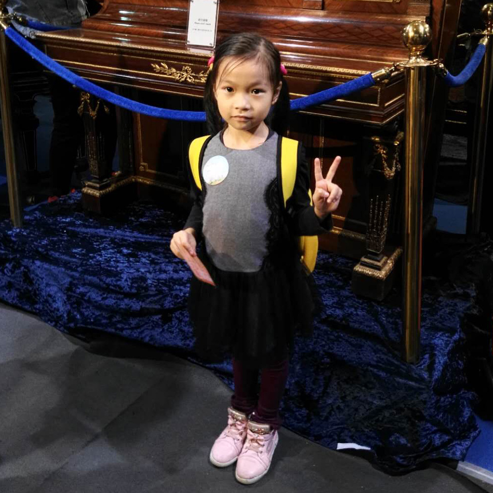 彤彤Tina成长日记 