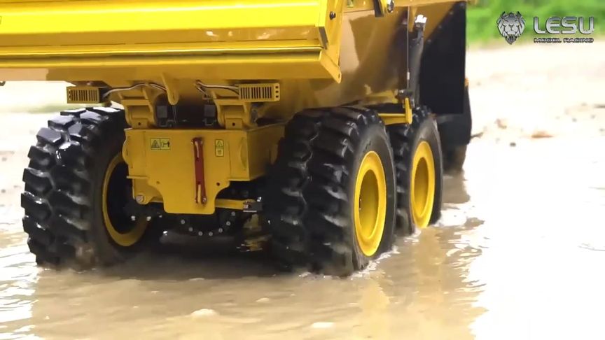 你们想要看的下地奔跑视频 #国产卡车模型