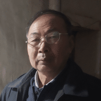 农村老爷爷书法 