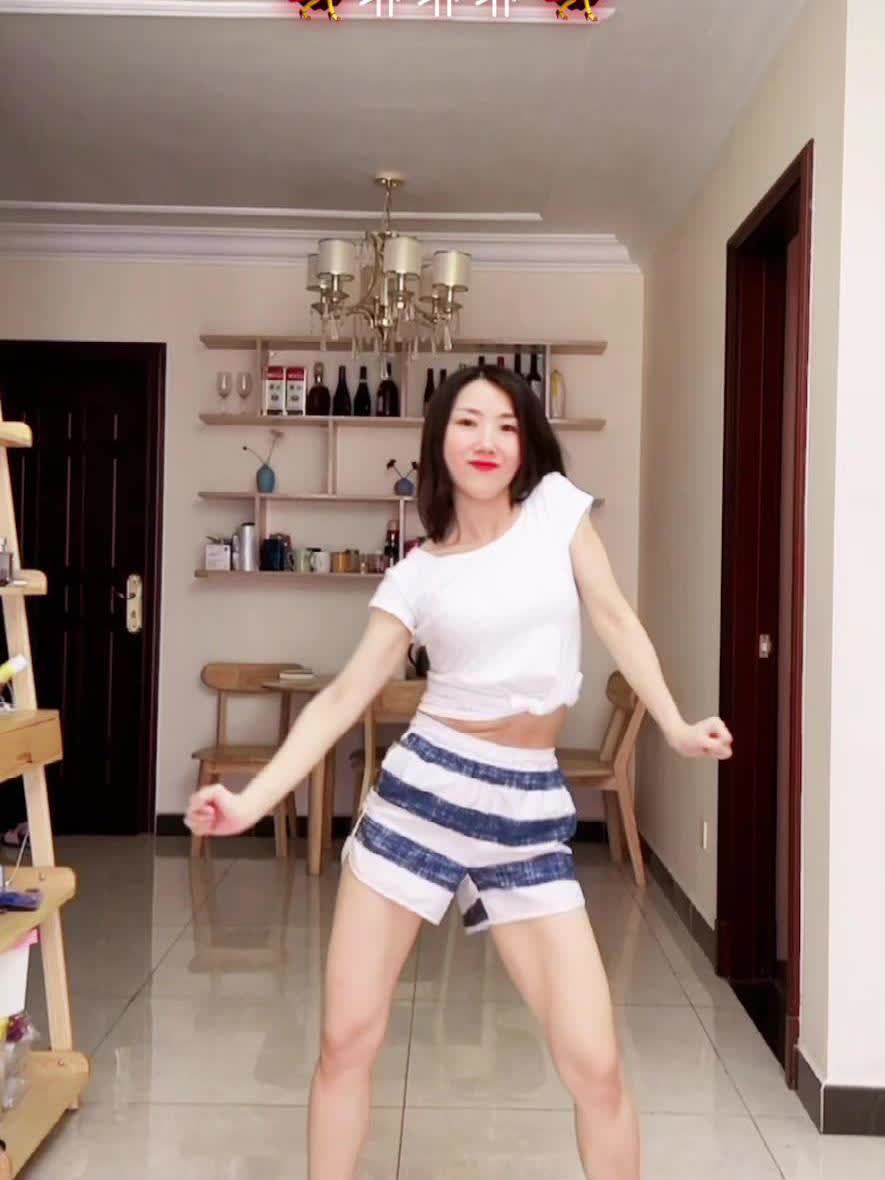 简单的基本功小组合爵士舞基本功零基础学舞蹈