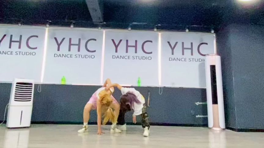 #王一博这就是街舞 #王一博 跳的后面要疯了