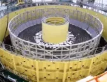 动画演示海底铺管道的过程, 这样的设备还是头一次见!