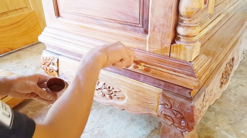 实拍红木家具补漆过程,简单的技术,有着不一般的效果