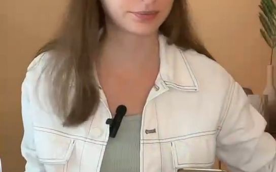 冰美式咖啡怎么做?如何做冰美式咖啡?俄罗斯美女咖啡师来教你。凡彼...