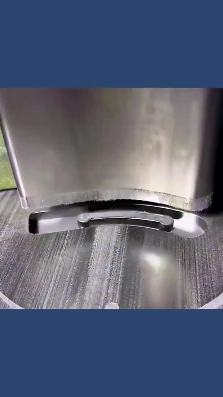 不可思议!金属粉末压入模具,2秒制成一个零件的粉末冶金