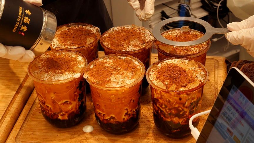 正宗台湾黑糖珍珠奶茶,看完制作过程,感觉以前喝的都是假的!