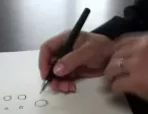 钢笔练字正确握笔姿势