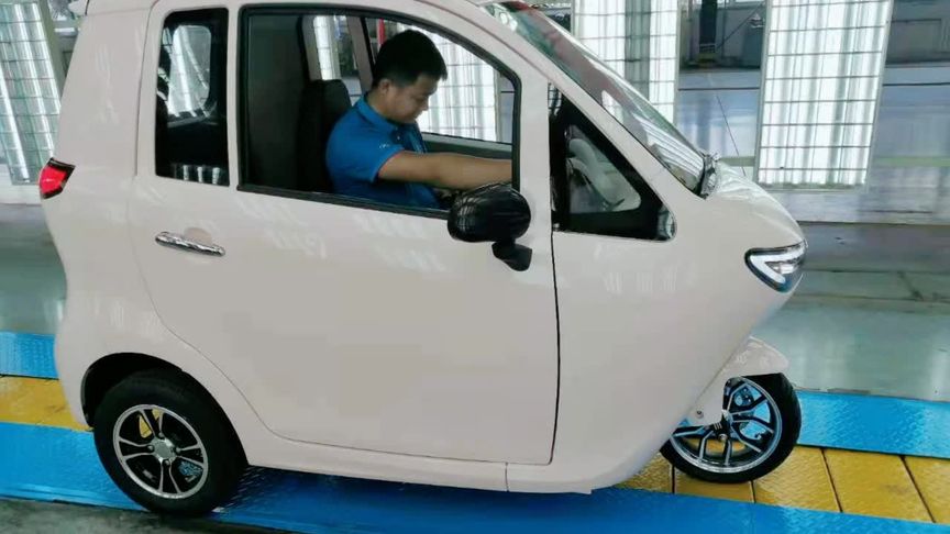 昆卡电动汽车小布丁已经量产。现招各县乡优秀经销商