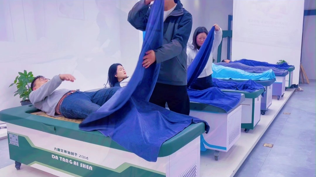 艾灸店遇冷?净烟黑科技艾灸床一上,预约直接爆单!