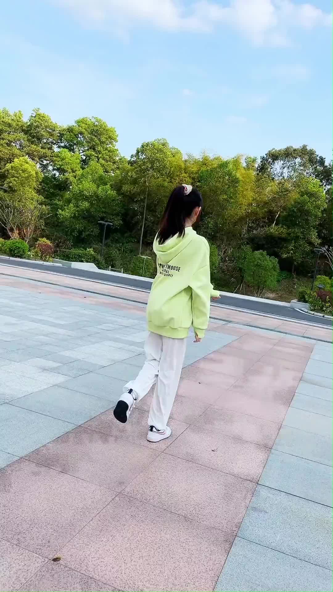 豆包作酒Dj版宋小睿宋小睿作酒舞蹈抖音音乐人歌曲