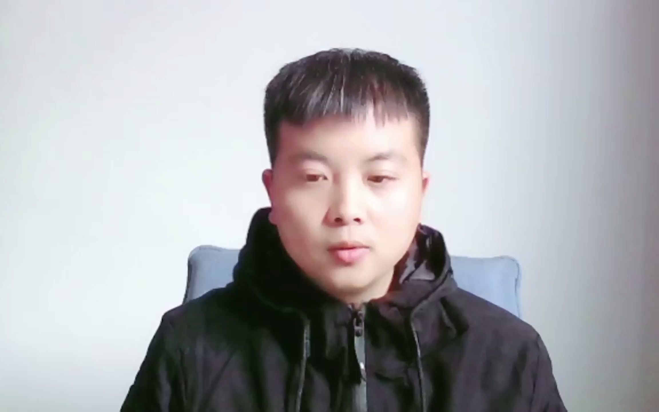 拼多多商品放错类目影响很大,评论过滤掉很严重,影响上评率。
