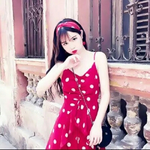 LV散步的菠萝 