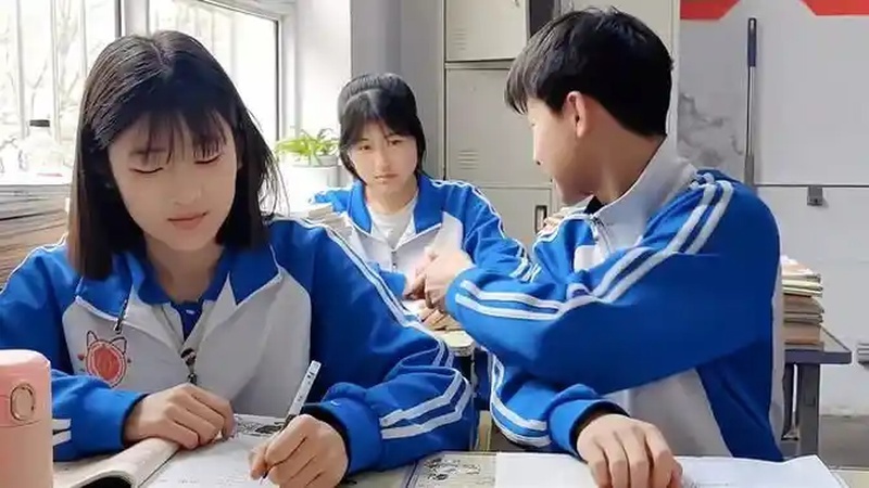 青春的模样最动人,逐梦的路上如同跨越了时光
