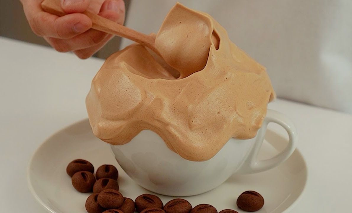 ☕️用勺子吃的咖啡和巧克力味的咖啡豆饼干