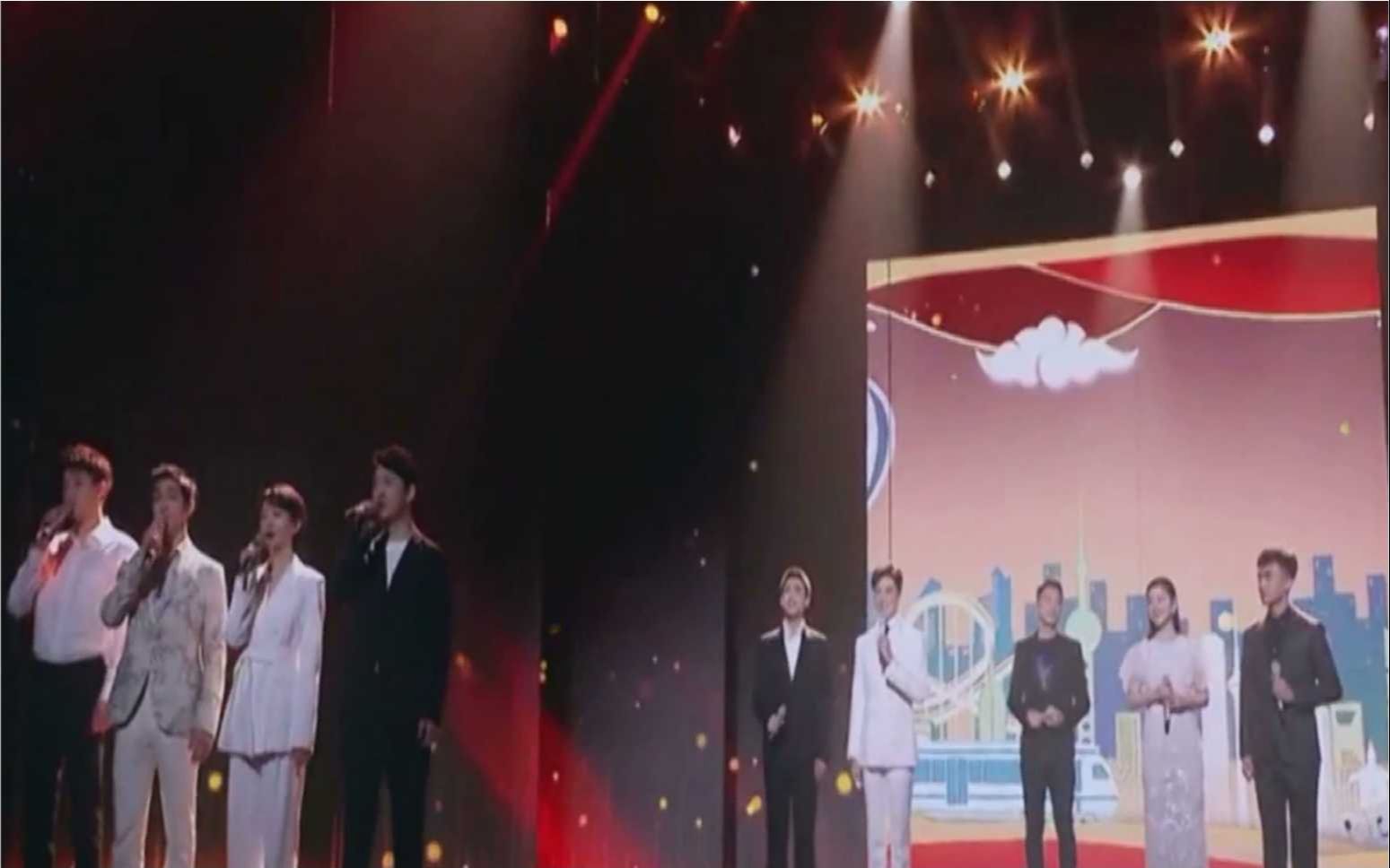 年轻的朋友来相会(电视剧《百炼成钢》片段)