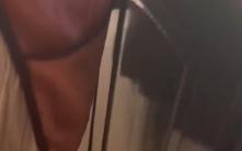 用双氧水处理伤口的保姆,虽然很夸张哈哈哈哈哈哈哈哈哈哈但是她把...