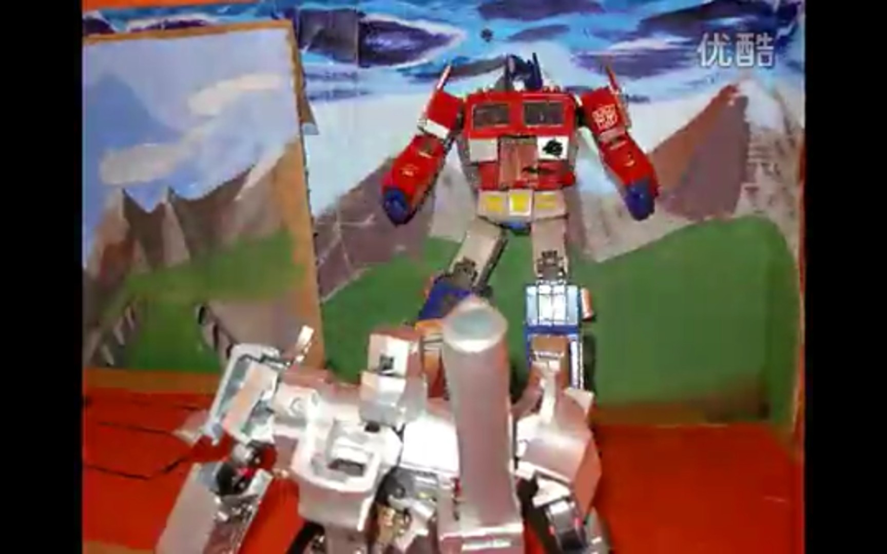 变形金刚大电影经典桥段 擎天柱大战威震天 定格动画