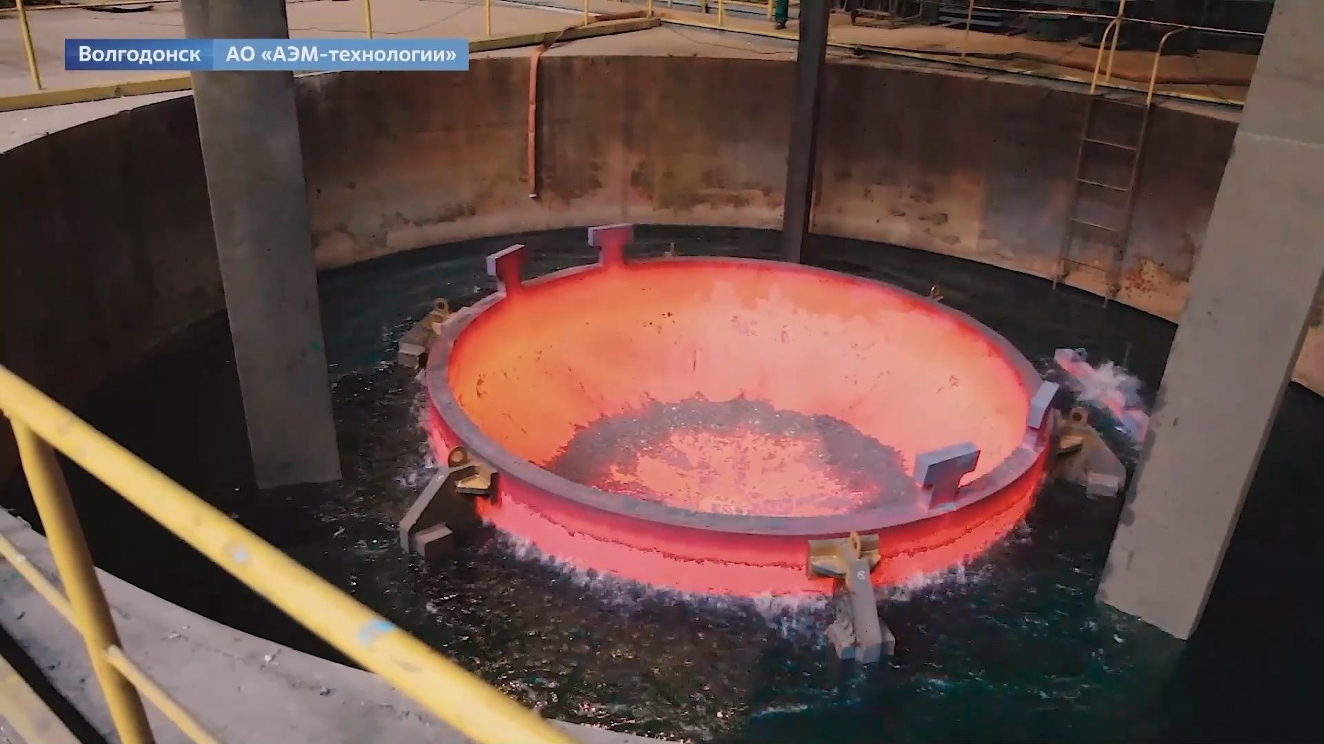 俄罗斯国家原子能集团为中核田湾8号机组生产的VVER-1200反应堆...