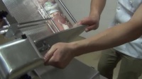 威尔顿全自动切片机使用方法(万欣厨具)