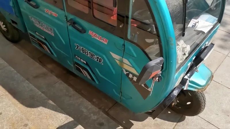 两千五买了一台二手方向盘是电动车!还是双排座带增程器的呢