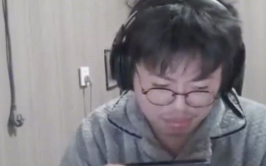 狂魔哥评价各主播,先对国服关羽明眸开团后还直言要跟耀扬打擂台